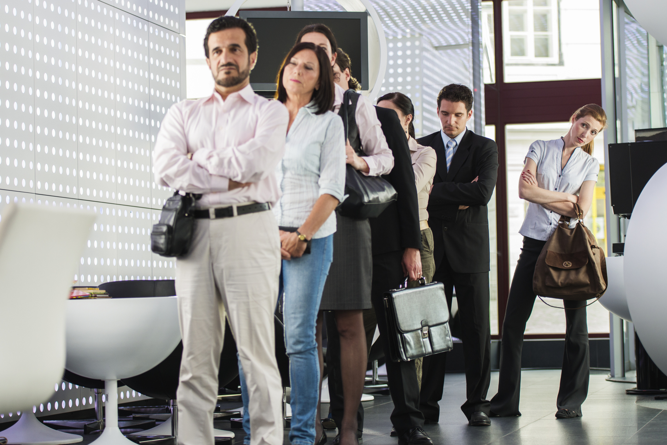 Delight Your Waiting Customers | Retriever Digital Signage